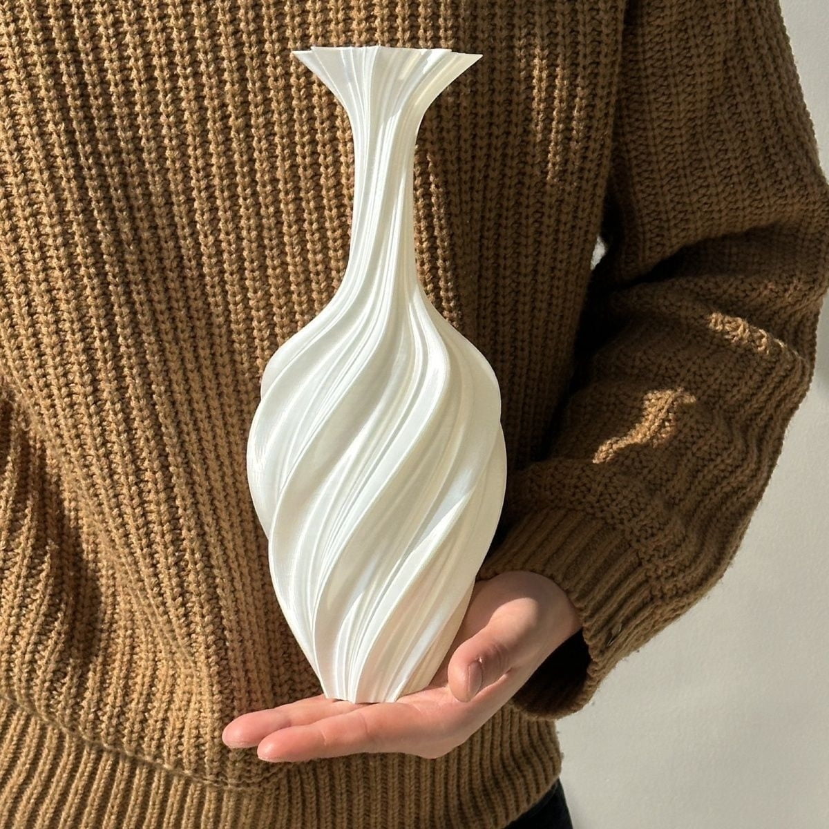 Under 25, Vintage Twisted Vase, Home Decor, Ceramic Material, Modern ...