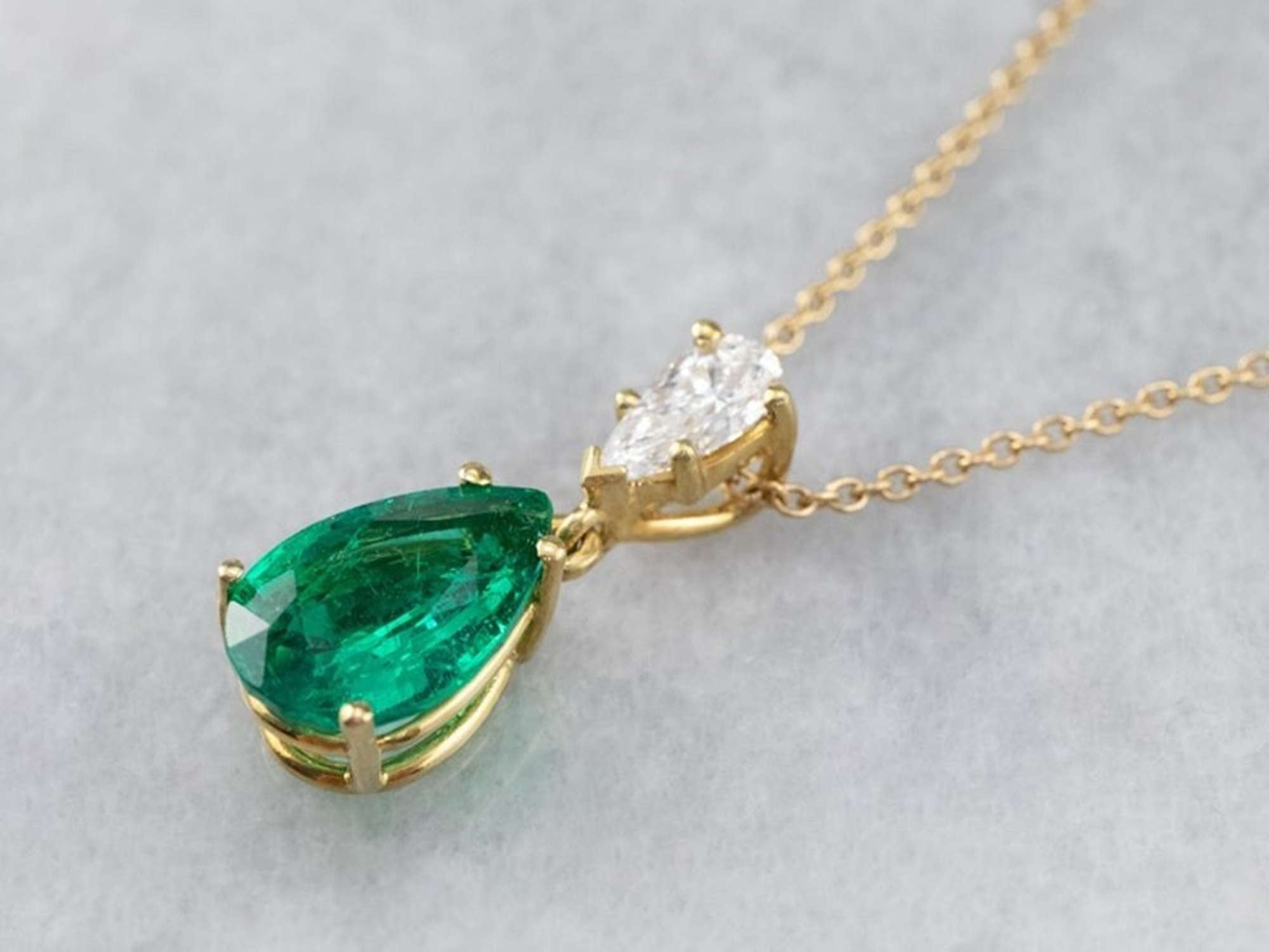 2CT Green Emerald 925 Silver Women's Teardrop Pendant In 14K Yellow ...
