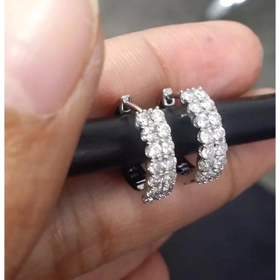 2CT Round Cut White Moissanite Women's Hoop Earrings 14K White Gold ...