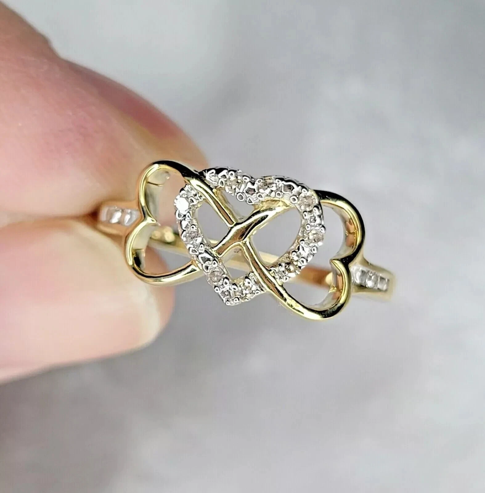 1.00Ct Round Cut Simulated Diamond Trio Heart Shape Women's Pretty ...