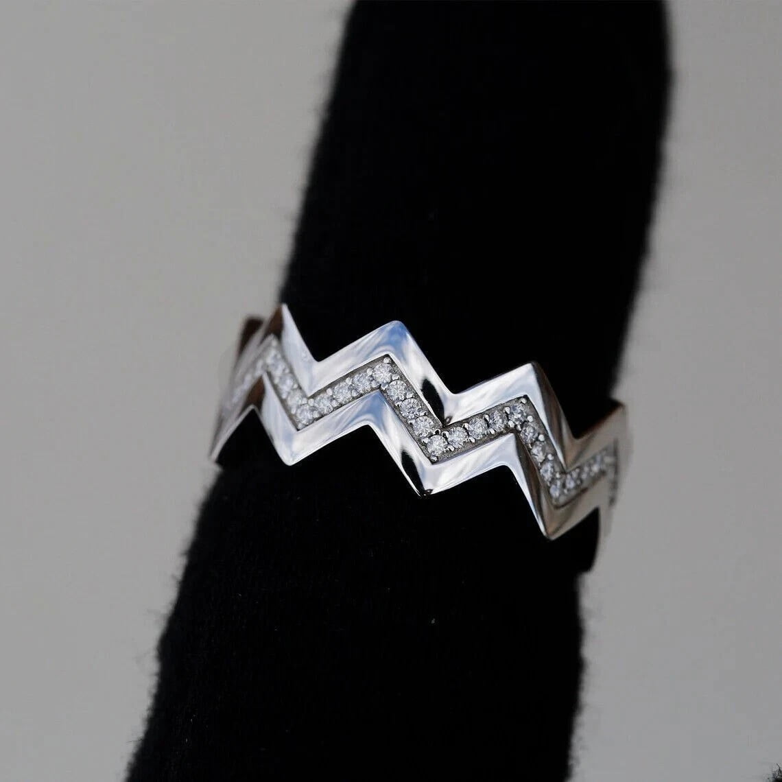 2Ct Round Cut Lab Created Diamond Zig Zag Style Band Ring 14k White ...