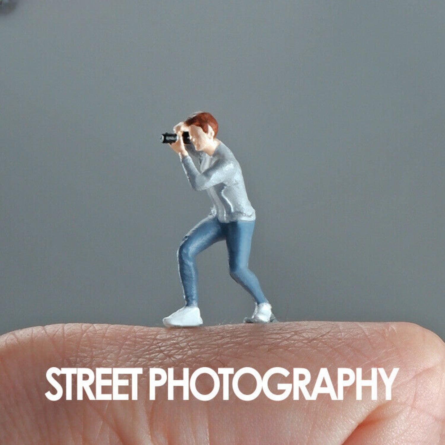 2PC 1:64 Scale Doll Model Set Photography Props Posed Figures Street ...