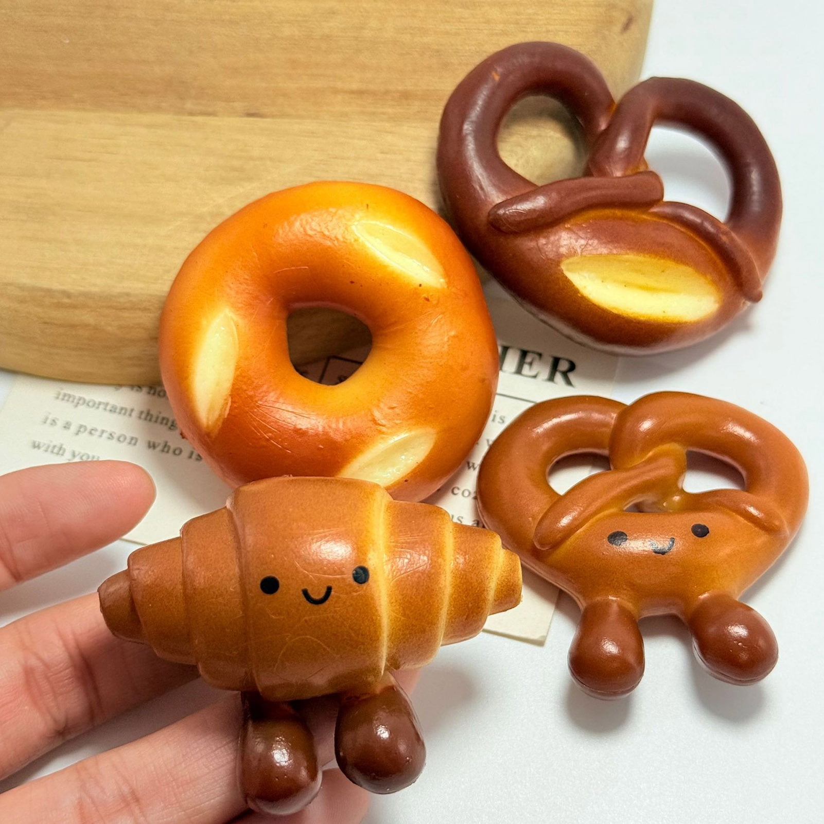 2Pcs Bag Pendant, Simulated Bread Shape Keychain Charm Solid Texture ...