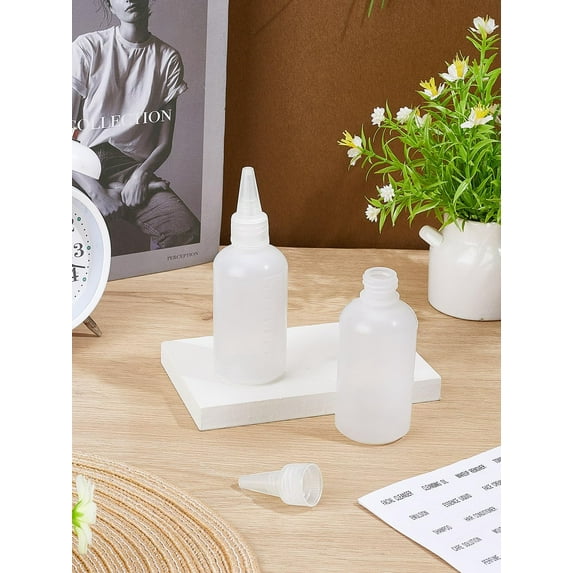 2Pcs Plastic Graduated Glue Bottles Twist Top Applicator Squeeze ...