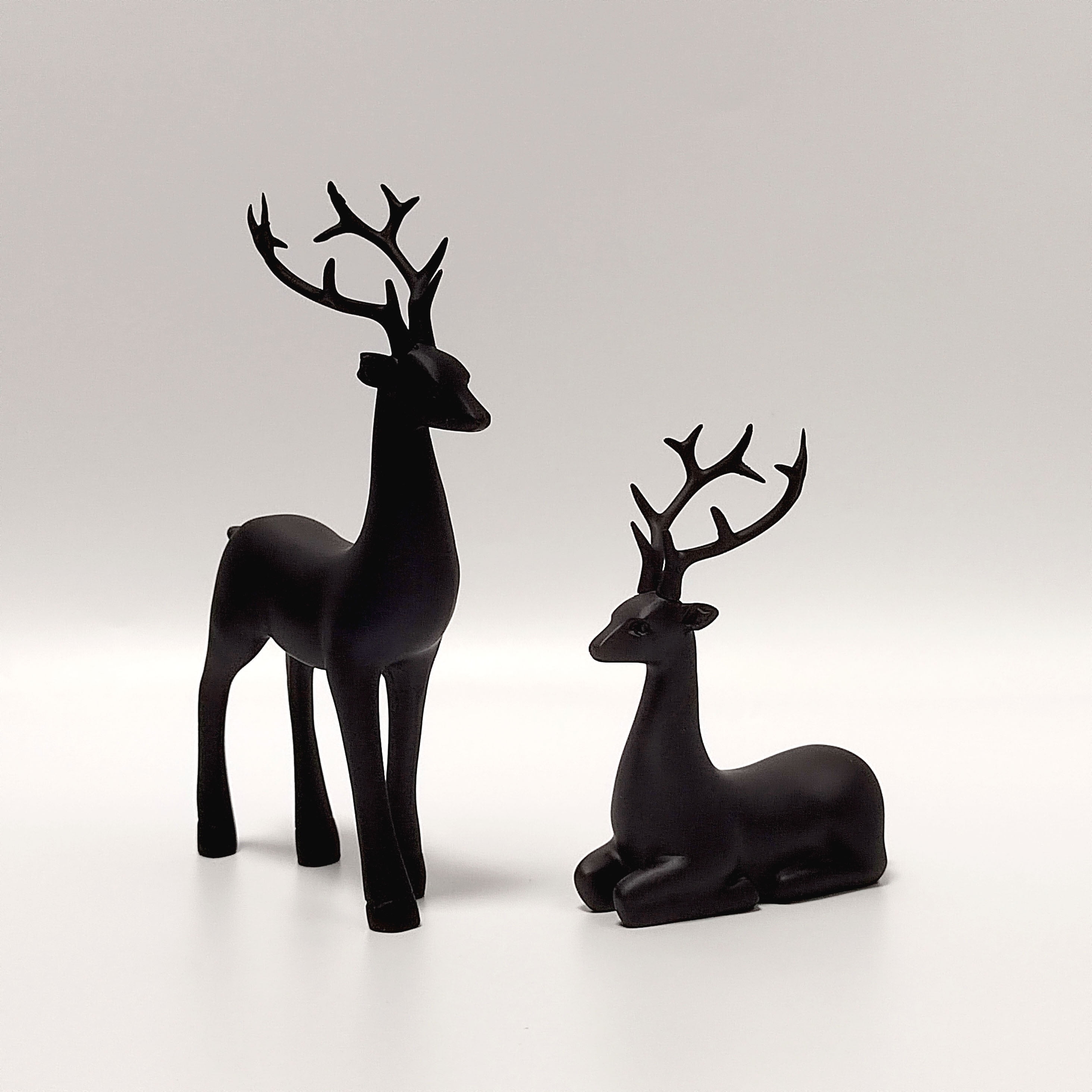 2Pcs Resin Reindeer Sculpture, Reindeer Ornament for Home Office Desk ...