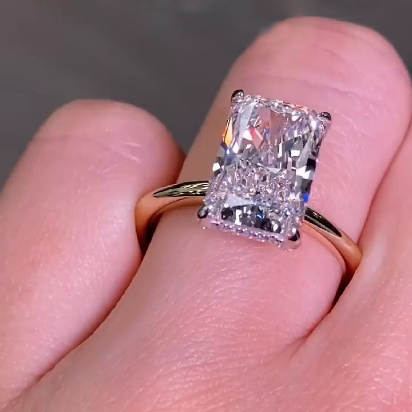3 Ct Radiant Cut Diamond Ring