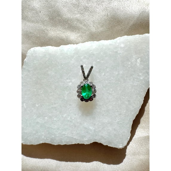 3 Carat Natural Oval Cut Emerald in Gold Plated Jewelry Enagegment Gift ...
