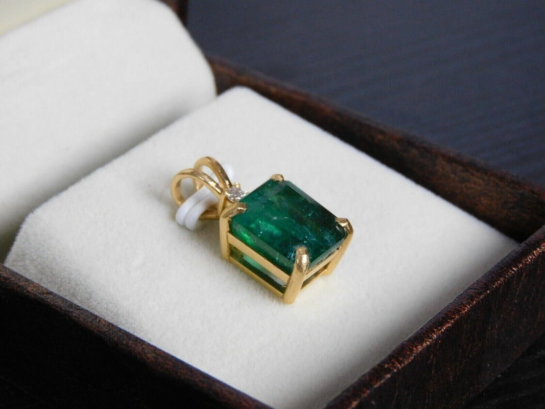 3 Ct Emerald Lab Created Green Emerald Pendant Free Chain 14k Yellow ...