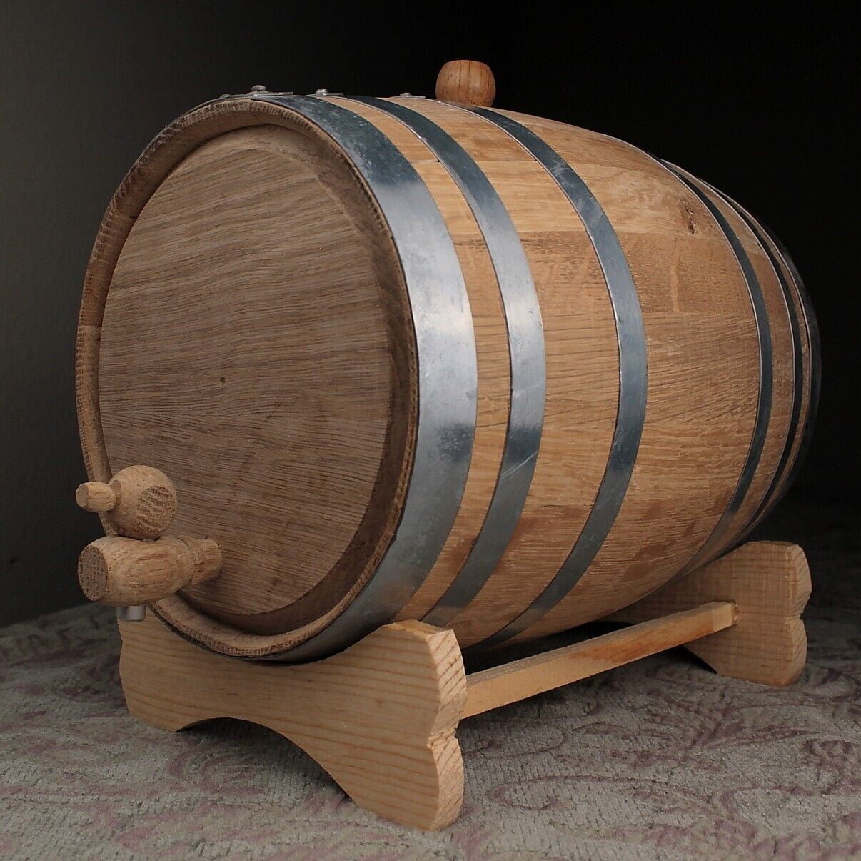 3 Liter Oak barrel with Galvanized hoops great for whiskey, Tequila or ...