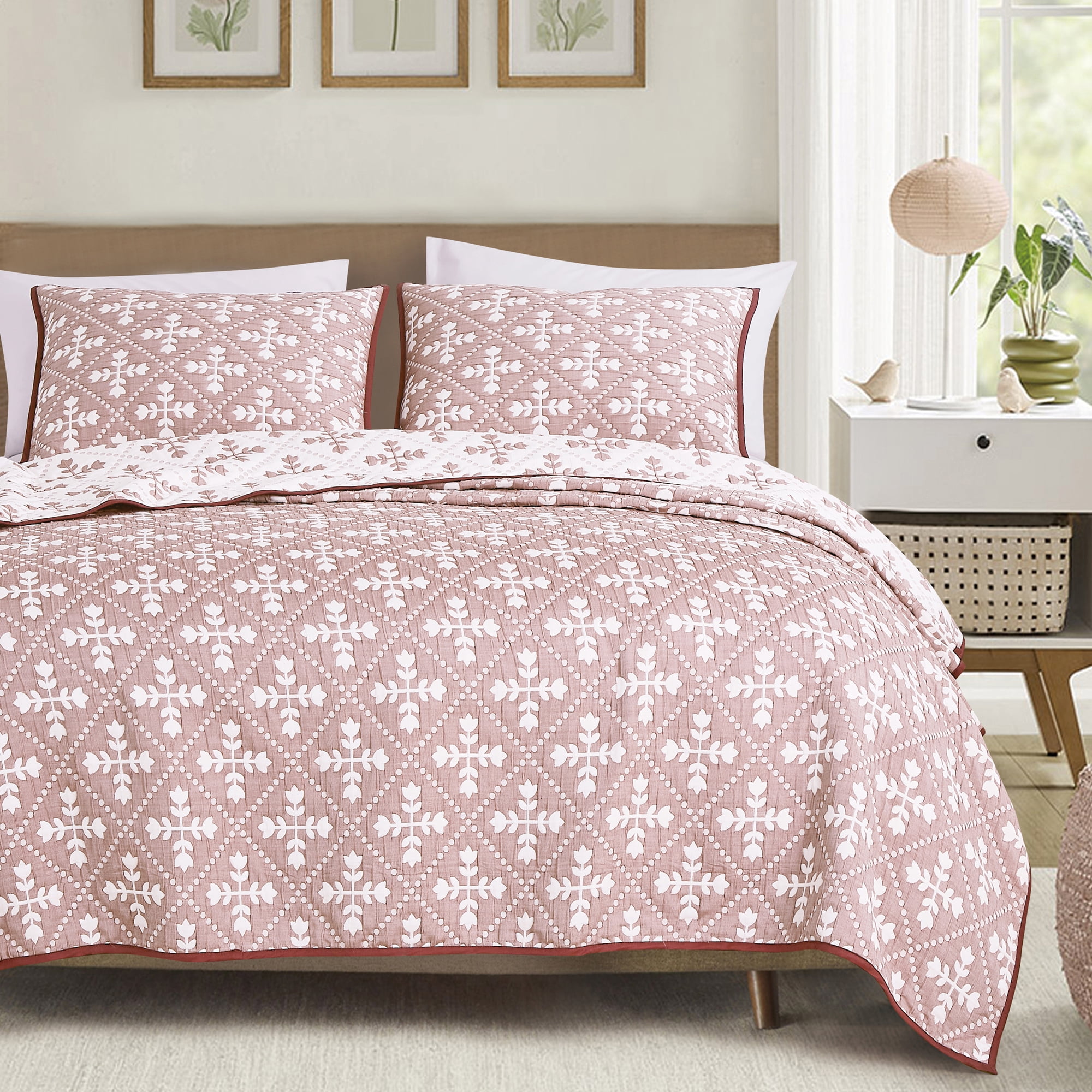 3-Piece Cavender Cotton Coverlet Set Matelassé Pink Bedspread Queen ...