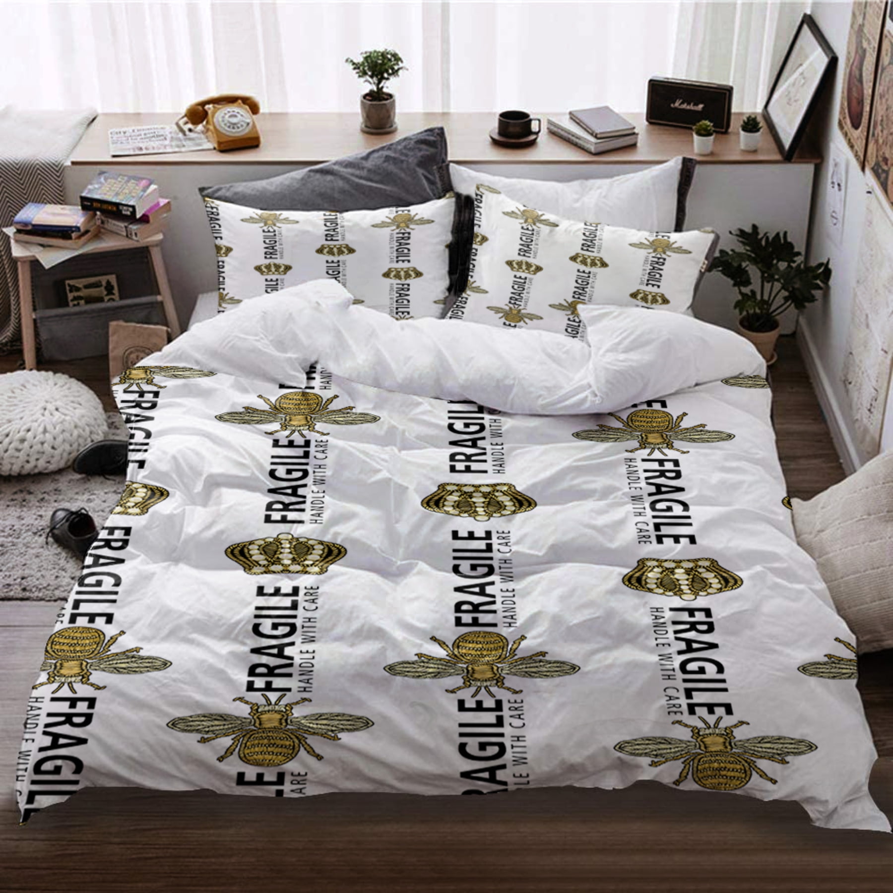 3-Piece Duvet Cover Set with Gold Bee Pattern Modern Whimsical Bedding ...