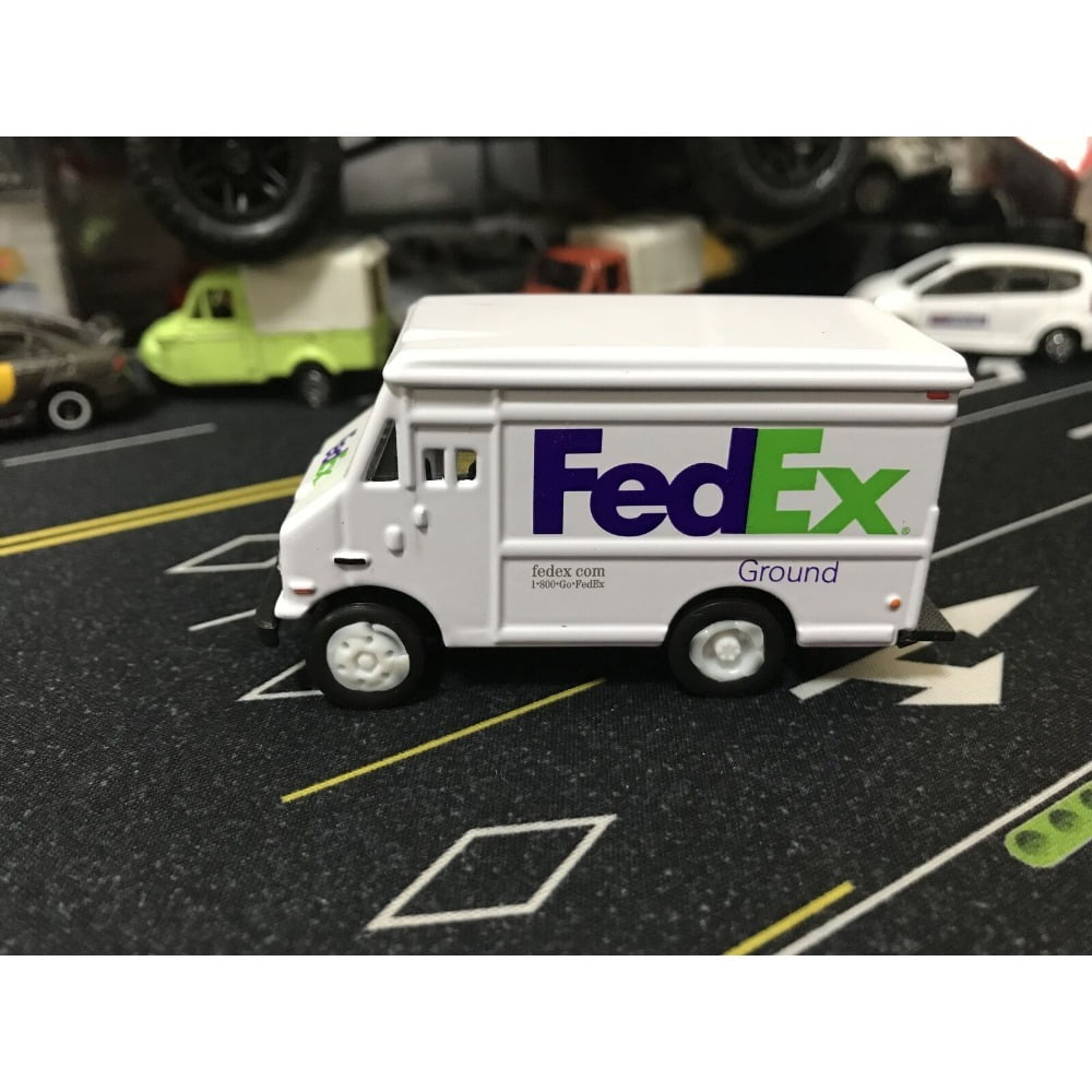 3 inch Mini FedEx Delivery Truck Model Toy Collection Car Toy - Walmart.com