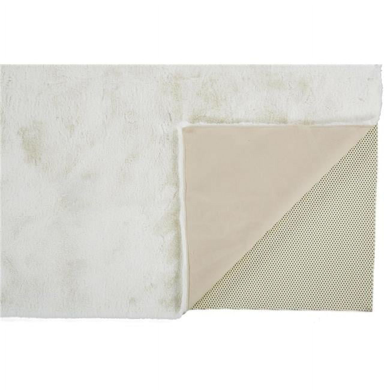 3 x 5 ft. White Shag Area Rug - Walmart.com