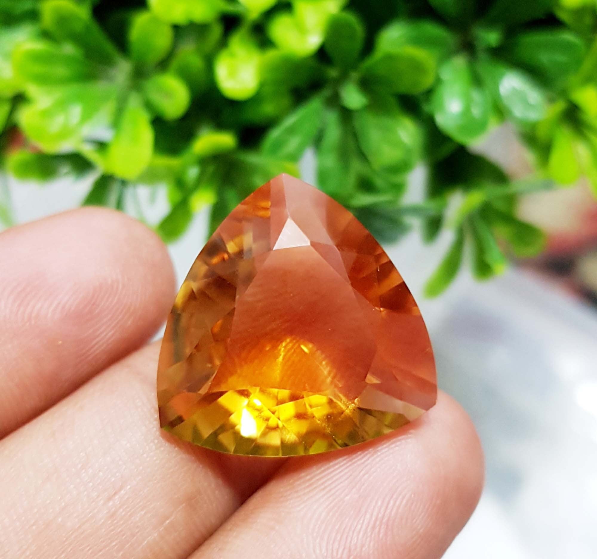 30 Carat Yellow Citrine Trillion Shape Diamond Cut Loose Gemstone For ...