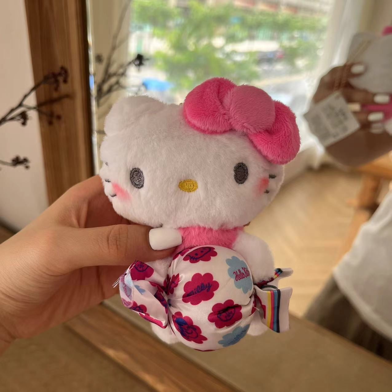 30 Hello Kitty Sanrio Hawaii Series Plush Dolls Filled Keychains Dark Skin Color Cartoon Plush