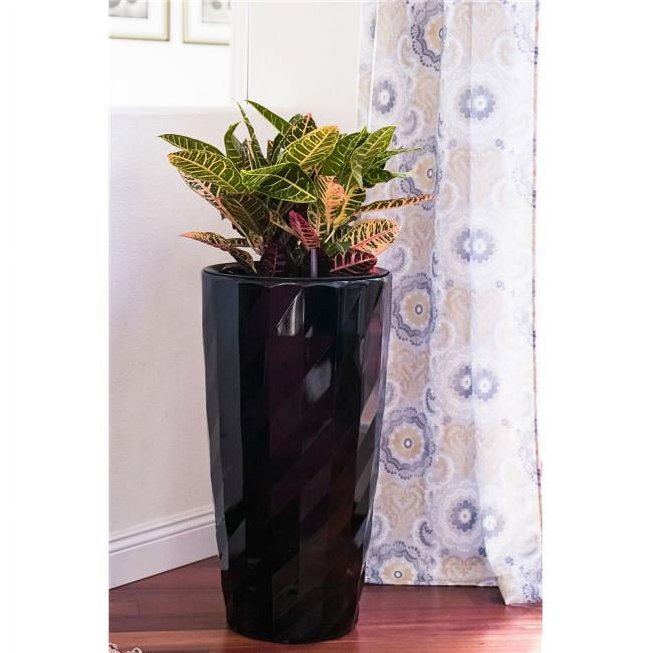 30 in. Tall Nested Plastic Self Watering Indoor Outdoor Diamond Look ...