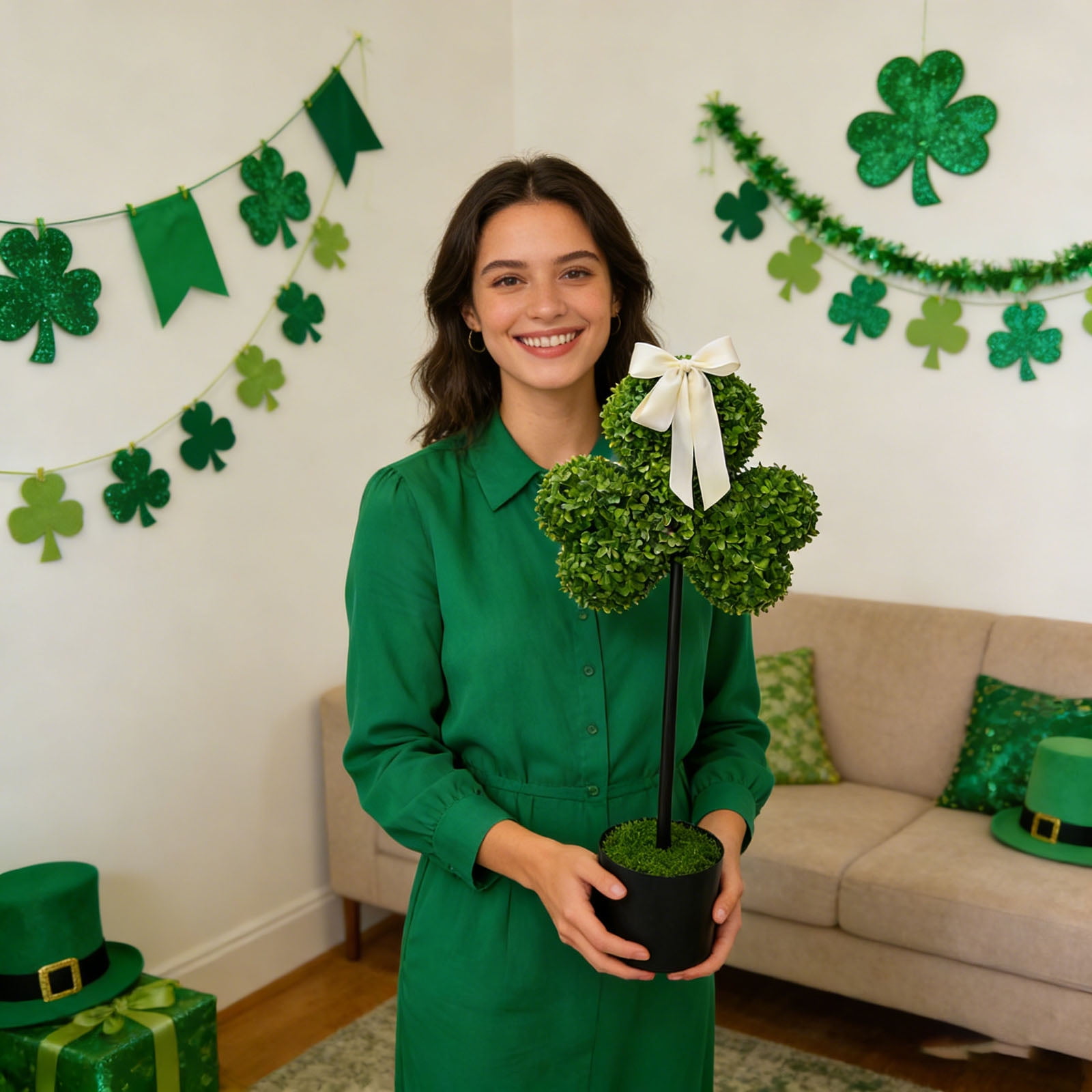 31.5 inch Artificial Clover Shaped Topiary Trees, Artificial Greenery ...