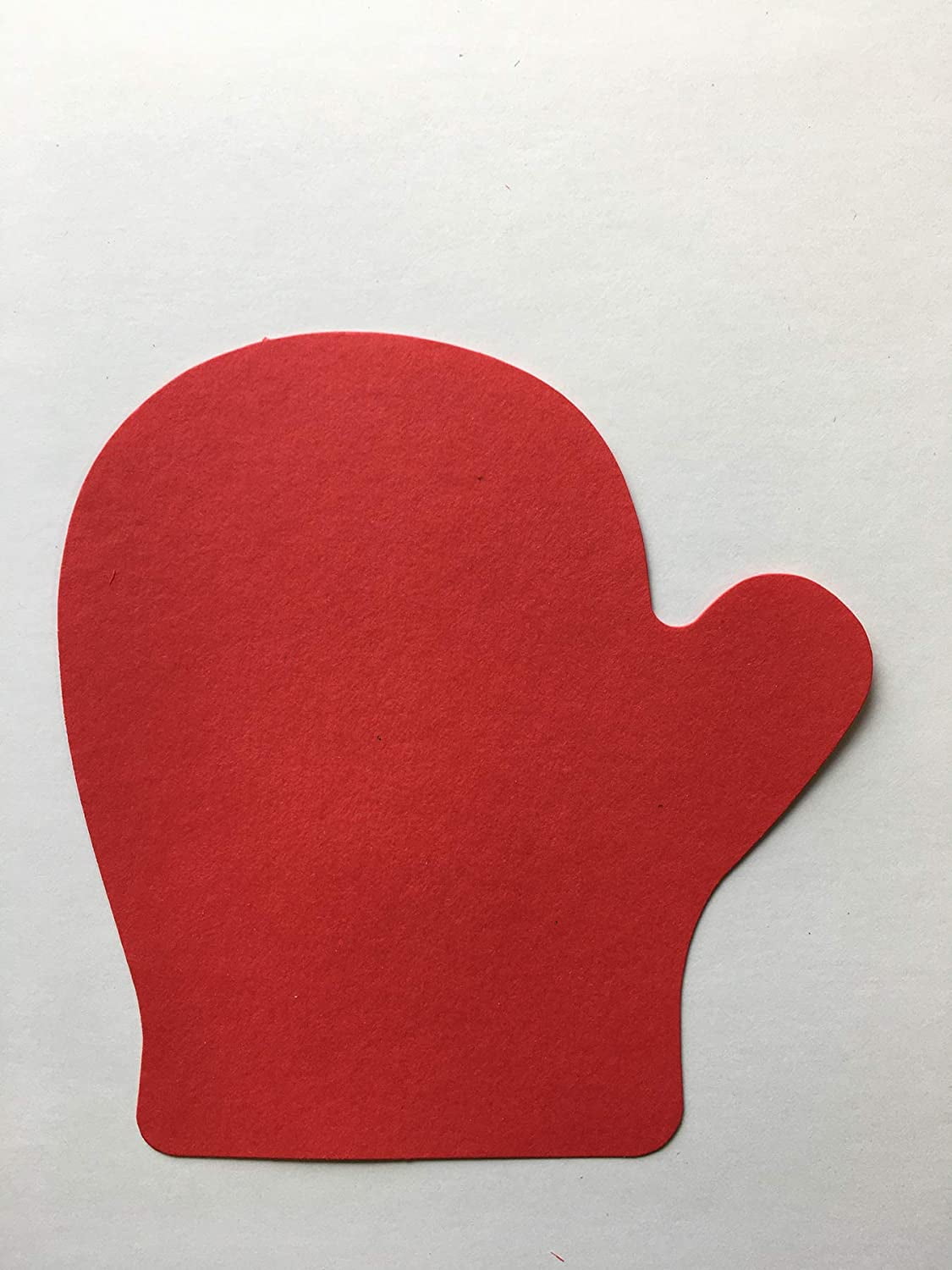 31 Pcs Mitten Assorted Color Creative Paper Cut-Outs 5.5in Christmas ...