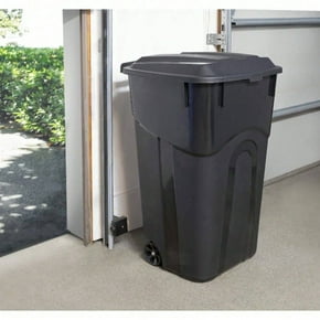 Locking Garbage Cans