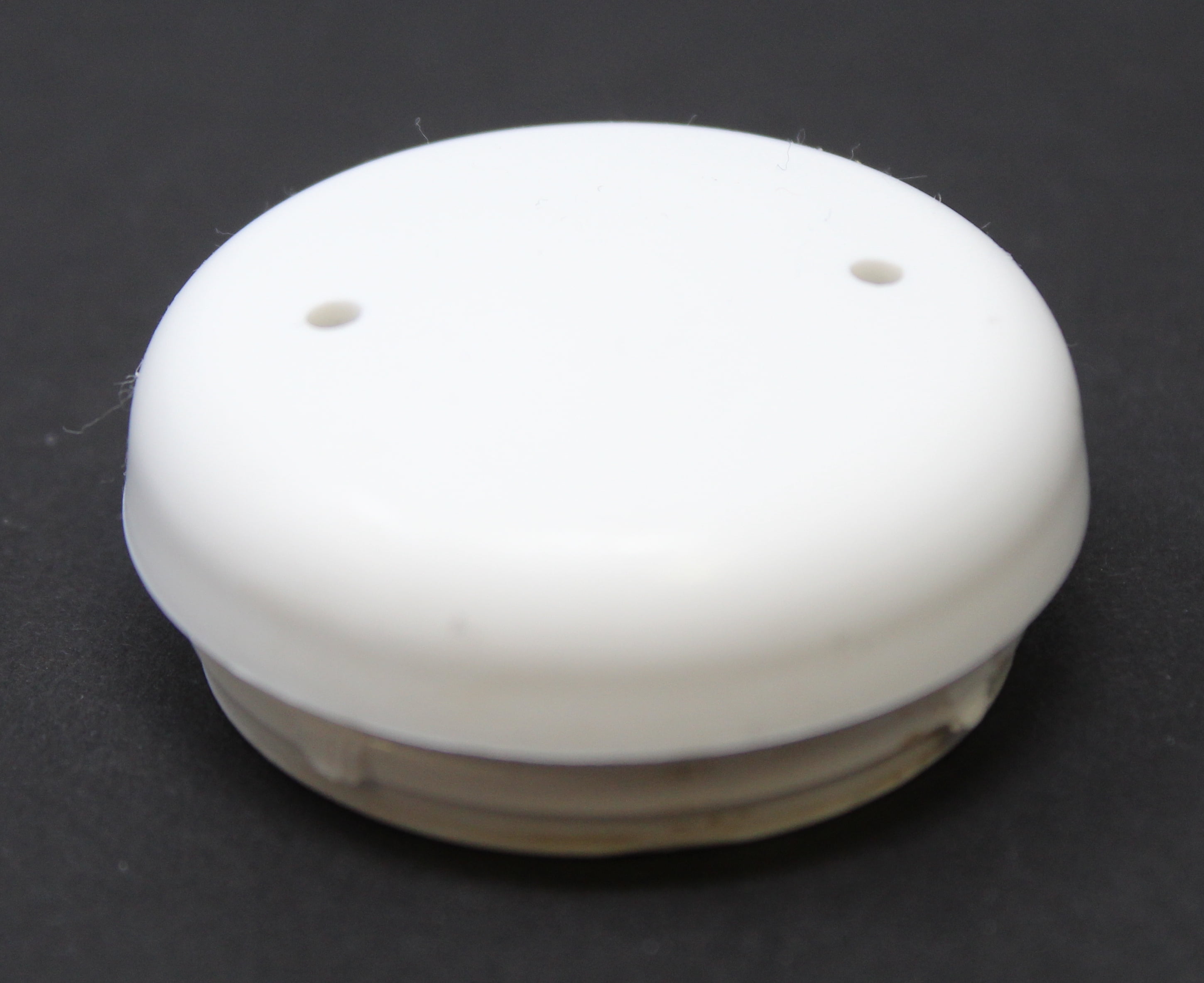 32 Pack White Plastic 1.5-inch Wrought Iron Patio Furniture Glide Caps ...