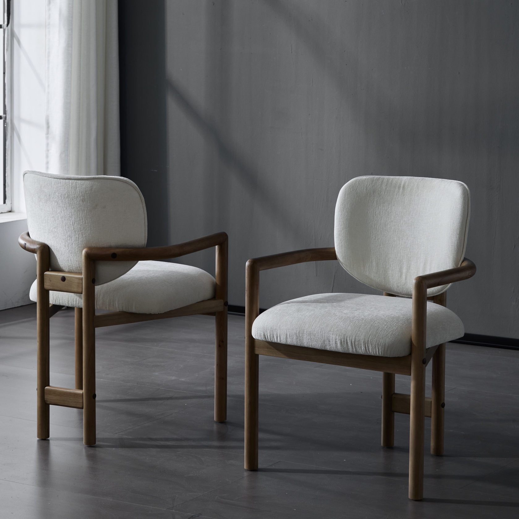 33.75" High Rubber Wood Arm Chairs / Sturdy and Stable Dining Seating ...