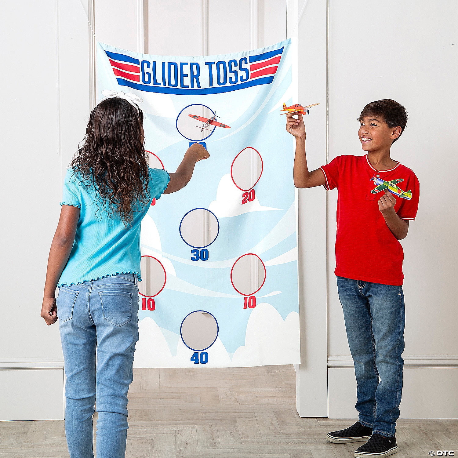 35" x 55" Glider Toss Net with Foam Fighter Plane Gliders Assortment ...