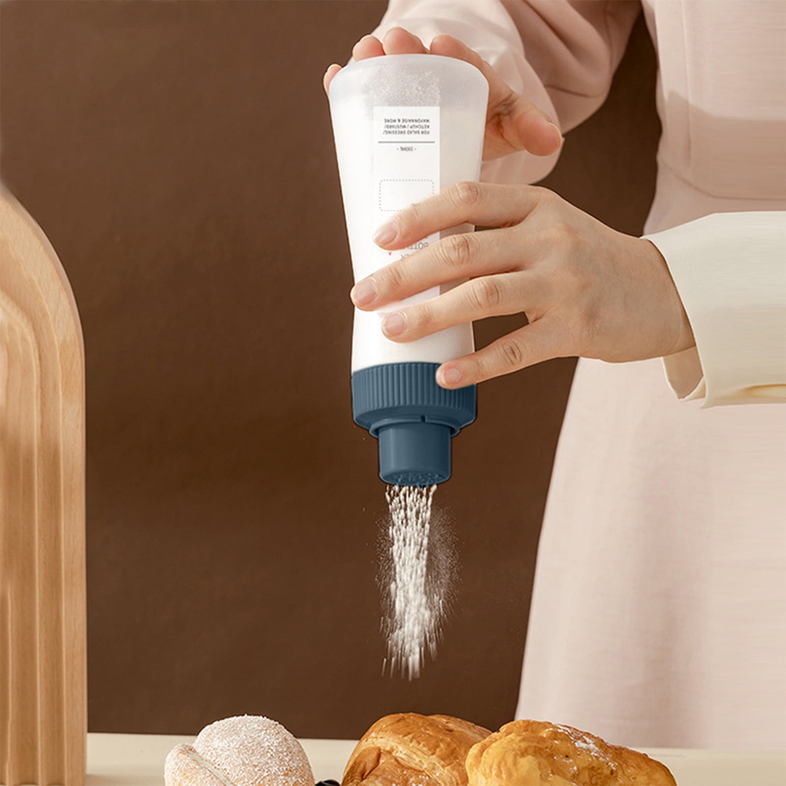 350ml Plastic Shaker Bottle with Dust Cap, Even Discharge Hole Cake ...