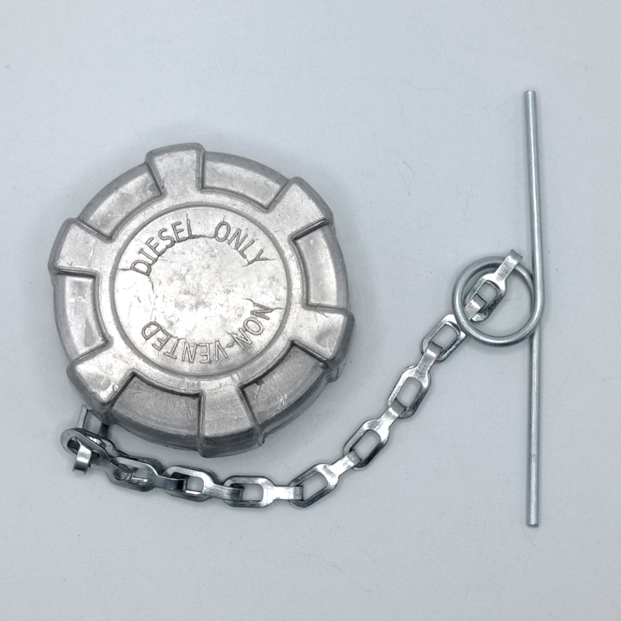 3559312C1 Fuel Cap Assy Alum 2In Non Locking & Chain Replacement NEW ...