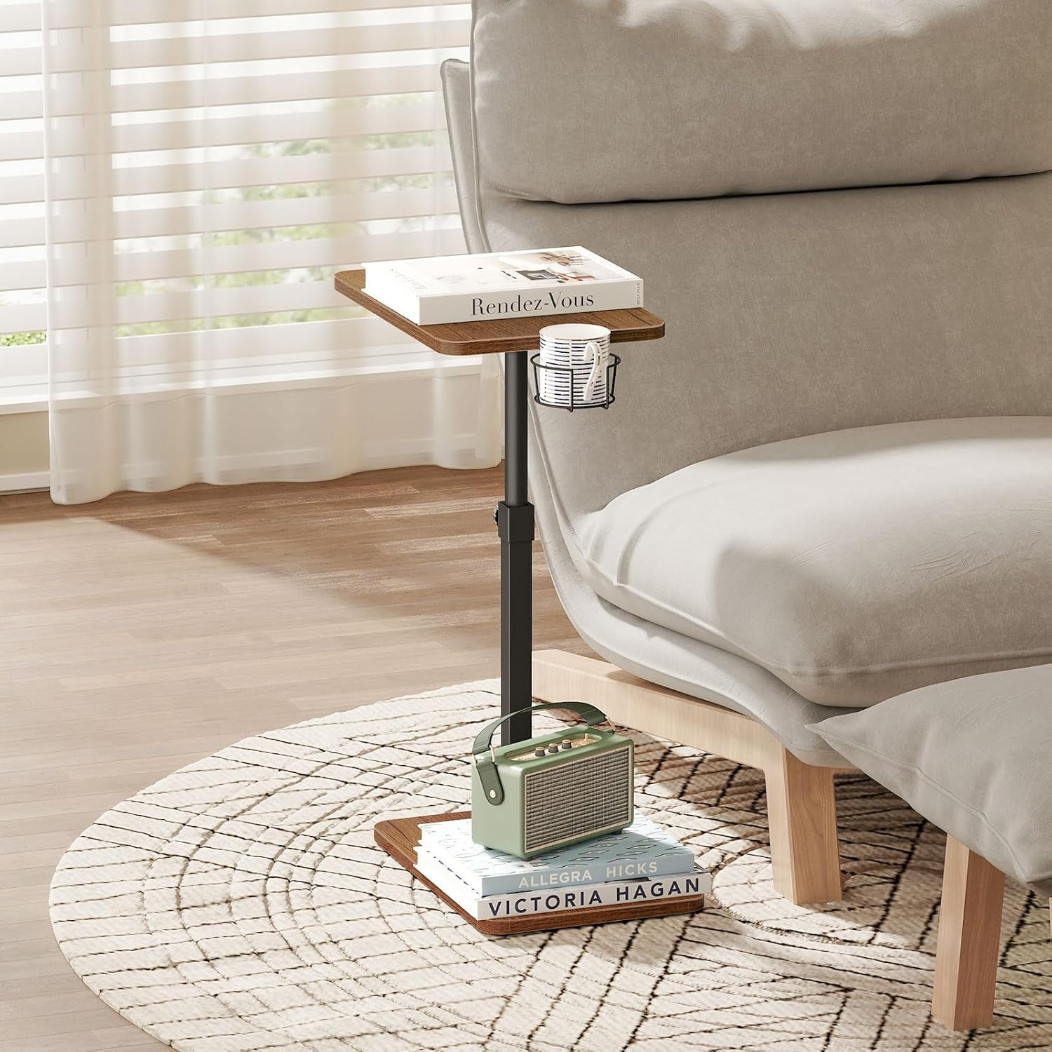 360° Rotatable Sofa Tray Table with Cup Holder, Adjustable End Table ...