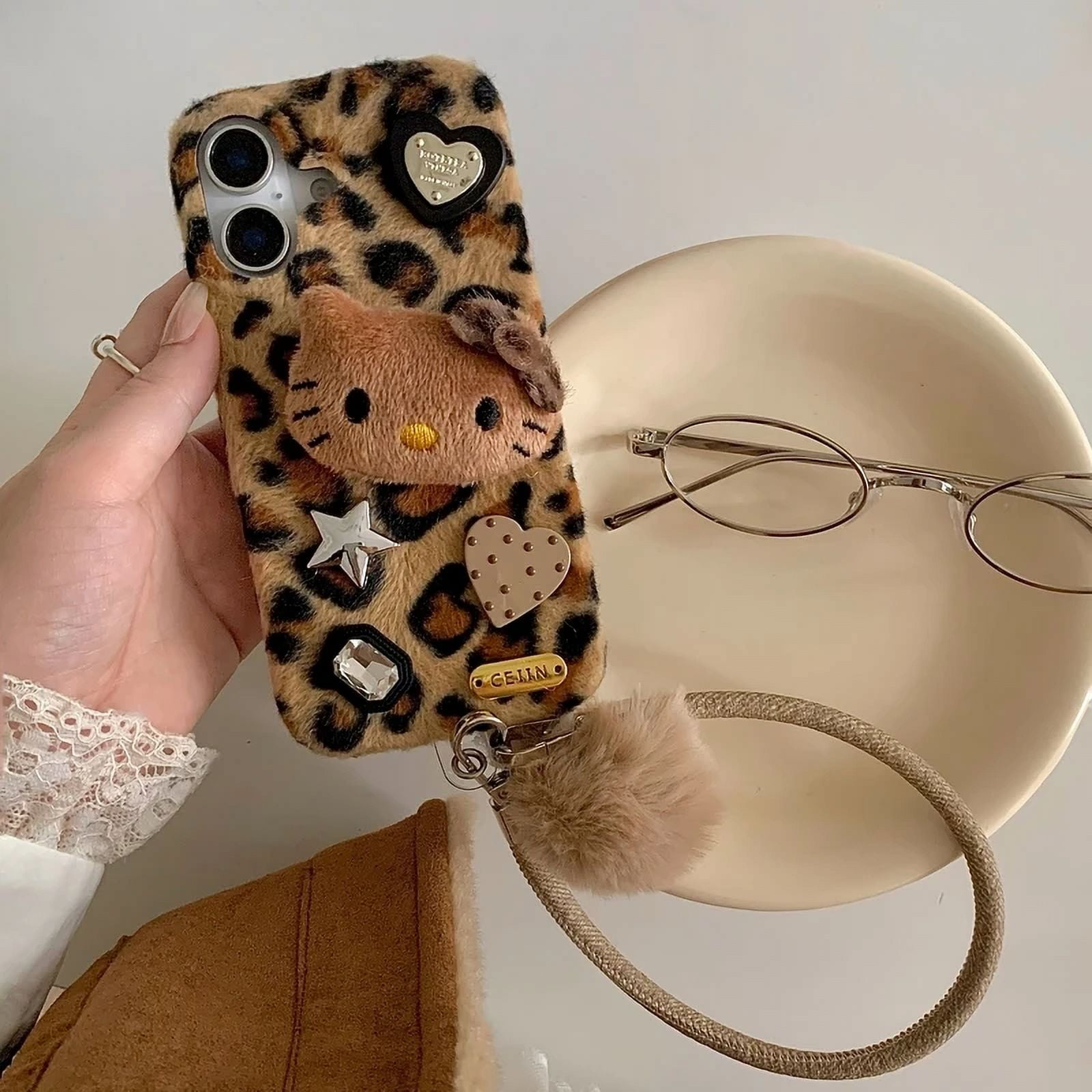 3D Cute Sanrio Y2K Hello Kitty Leopard Print Furry Plush Phone Case For ...