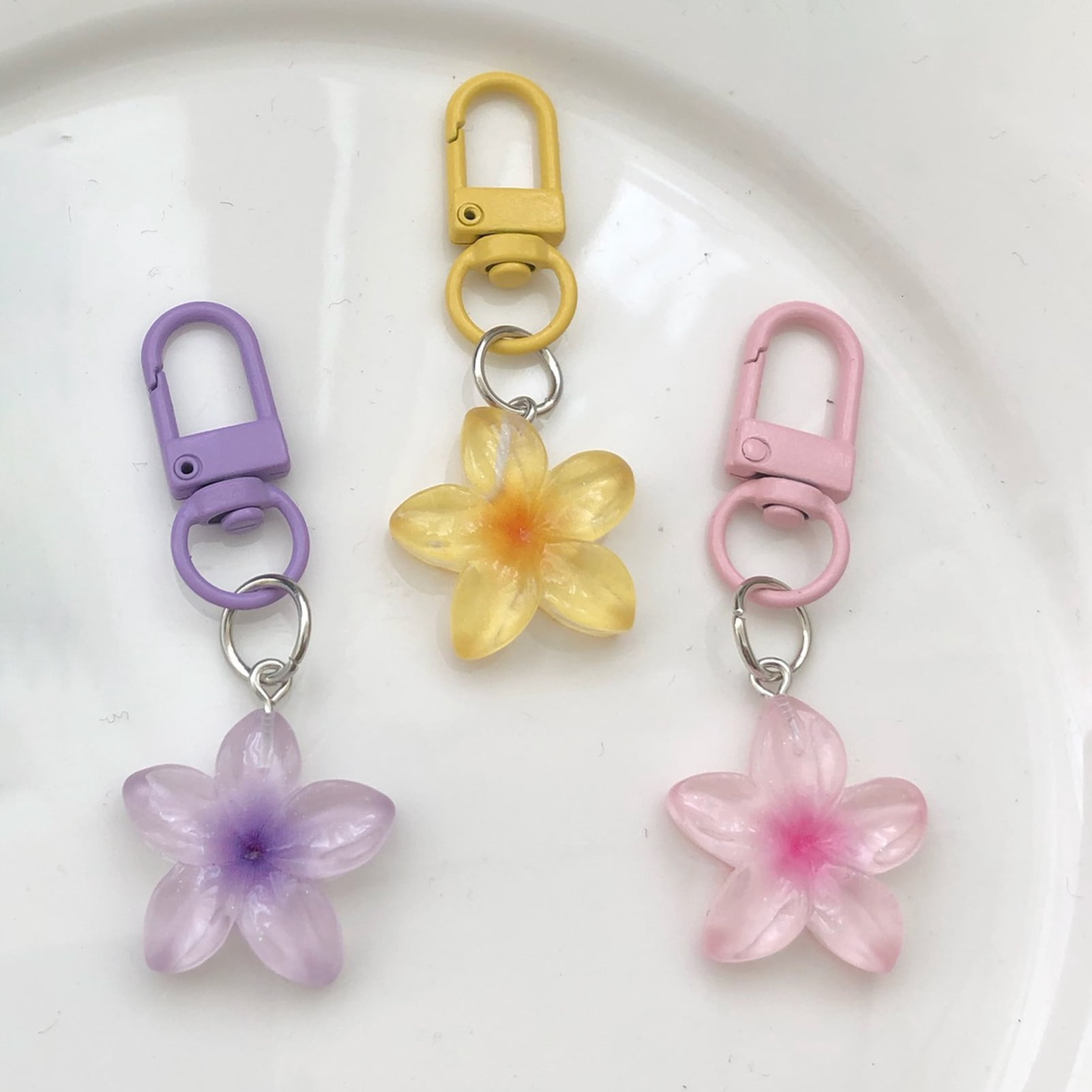 3Pcs Keychain Pendant Transparent Resin Flower Design Small Portable ...
