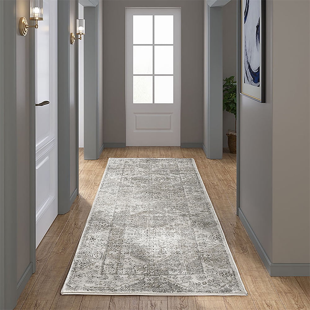 2.6x6.8' Feet Traditional Printed Area Rug with Beige and Cream ...