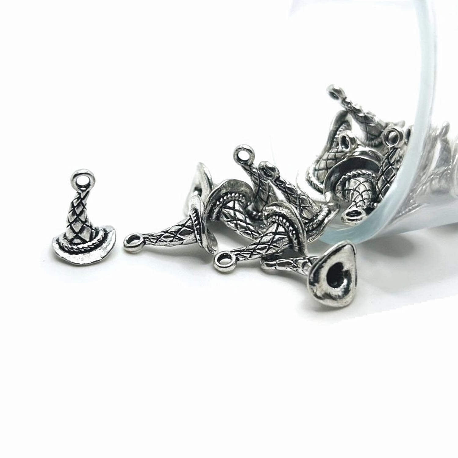 4, 20 or 50 Pieces: Silver Witch Hat Wizard 3D Charms - Walmart.com