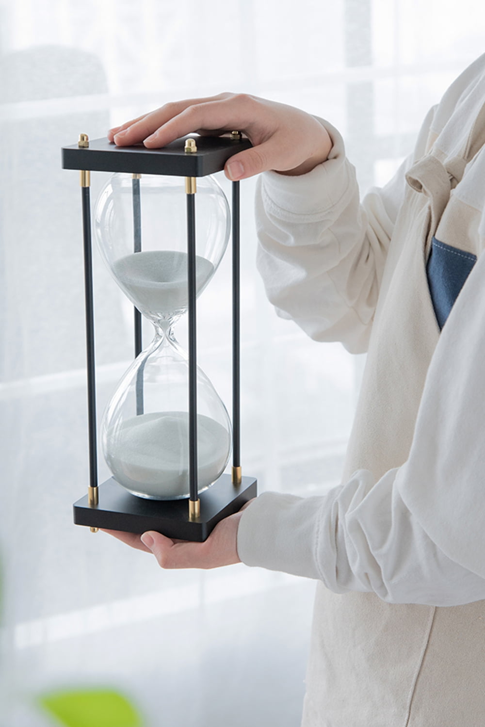 4.3x4.3x12" Hourglass With Wooden Frame, White - Walmart.com
