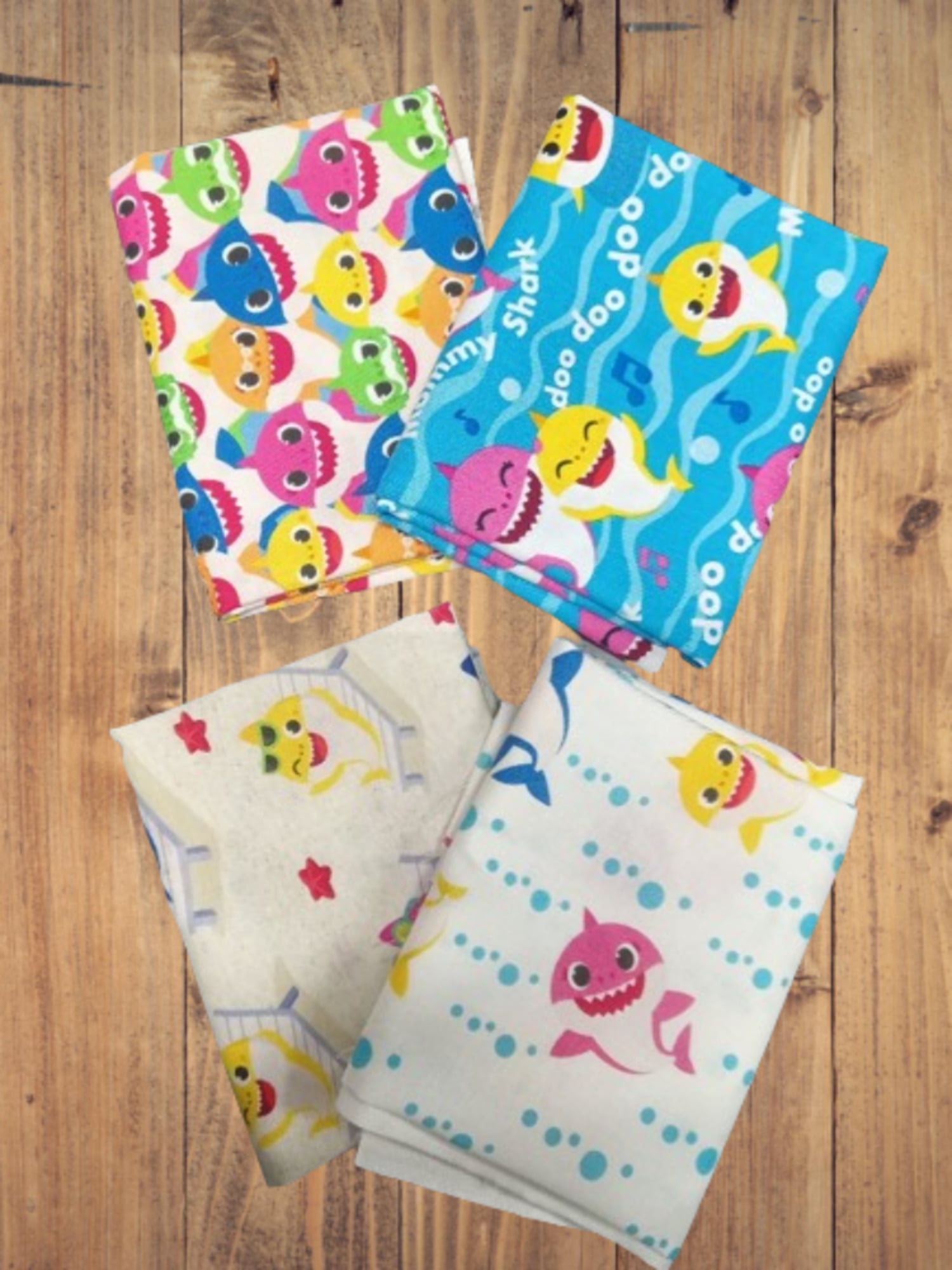 4 Fat Quarters - Assorted Baby Shark Fat Quarter Bundle - Walmart.com
