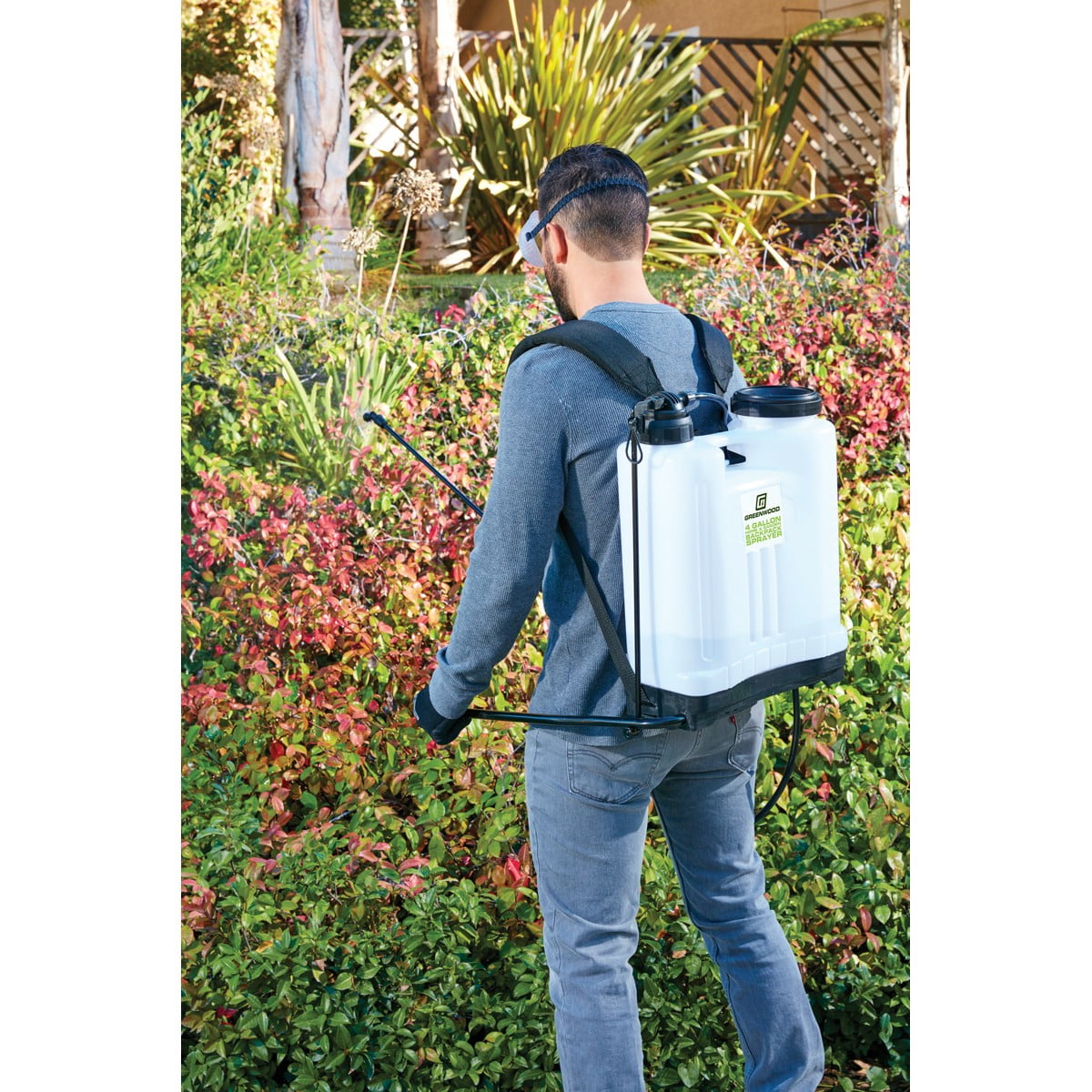 4 Gallon Backpack Sprayer with 4 Nozzles - Walmart.com