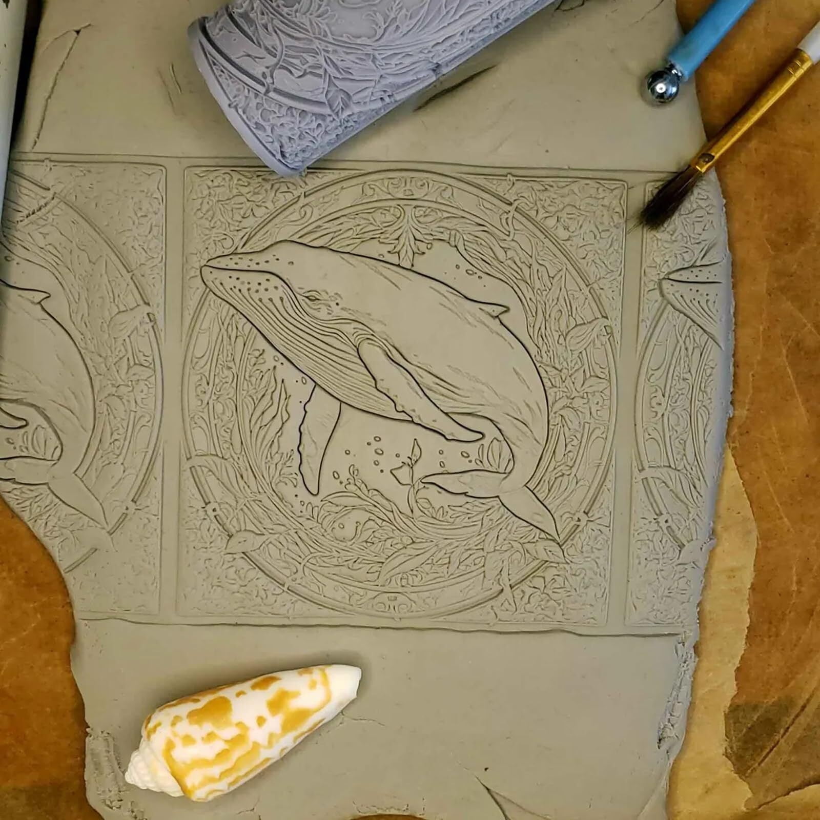 4" Hammered Texture Pottery Stamp Roller Whale, Bee & Blossom Pattern ...