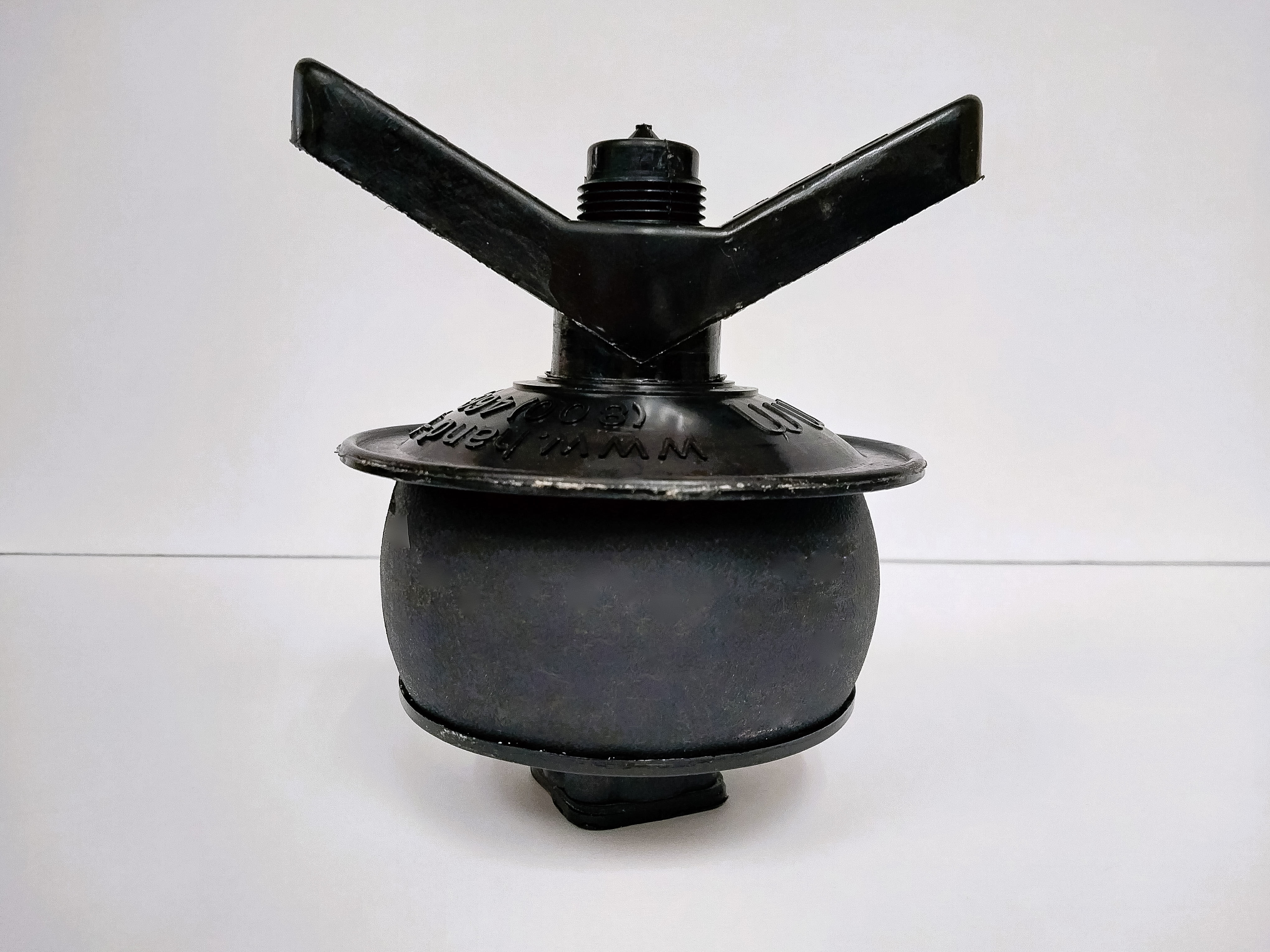 4" Hand-Tite® Pipe Plug - Walmart.com