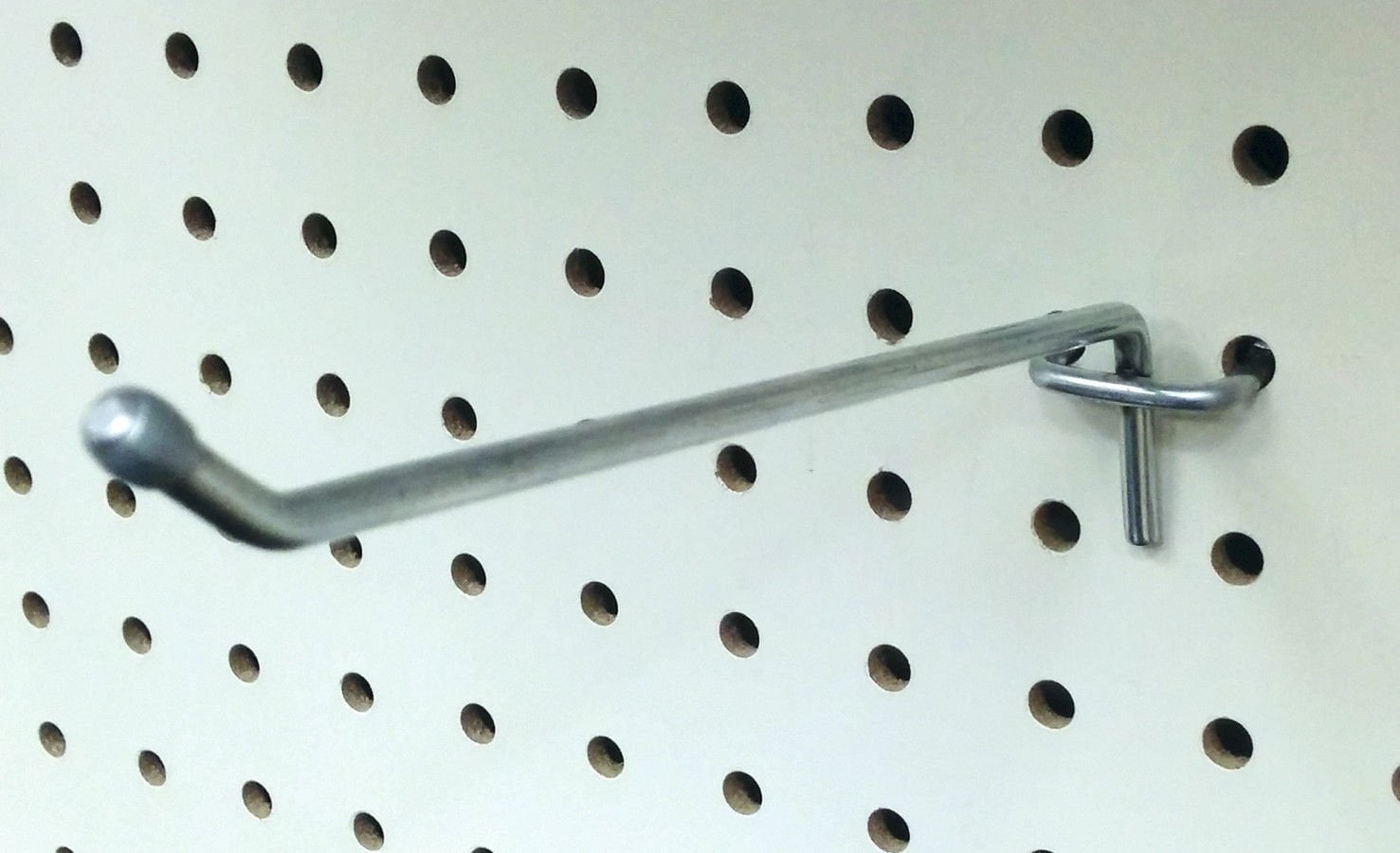 4" Peg Hooks, Pegboard Display Panel Hangers, 100 Pack - Walmart.com