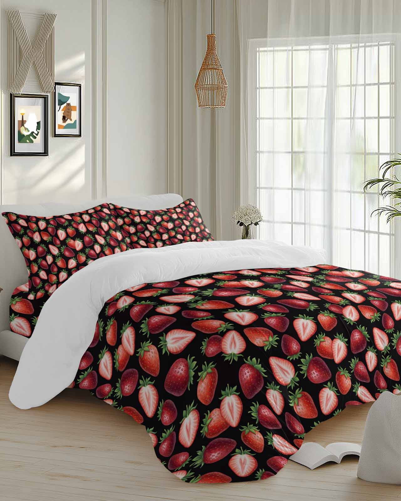4 Piece Duvet Cover Set Cal king, Summer Strawberry on Black Soft ...