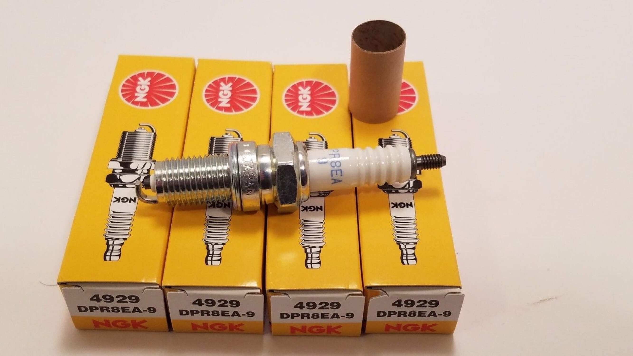 4 Plugs of NGK Standard Series Spark Plugs DPR8EA-9/4929 - Walmart.com
