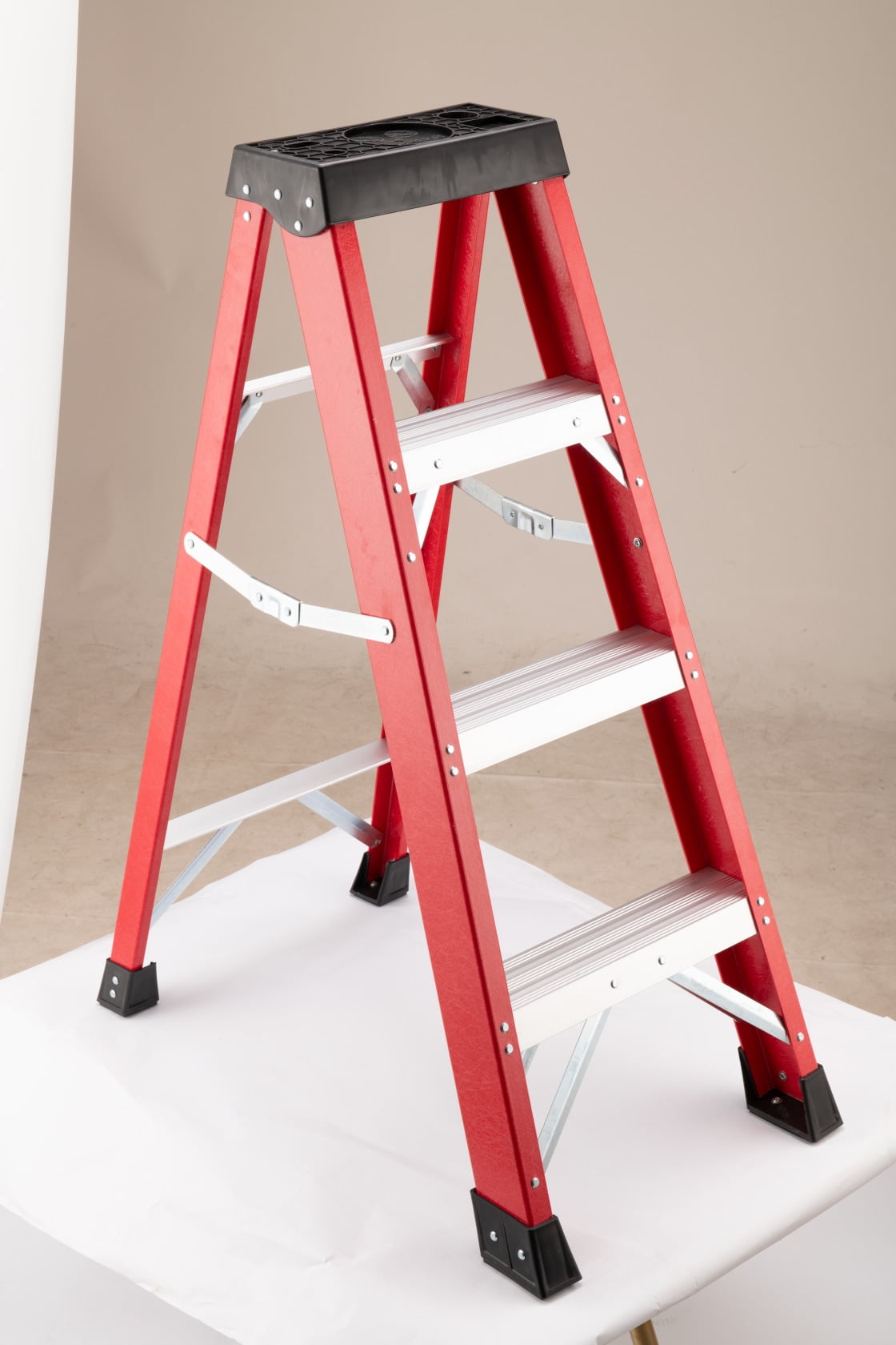 4 Step Fiberglass Ladder with Tool Tray, Non-Conductive Stepladder with ...