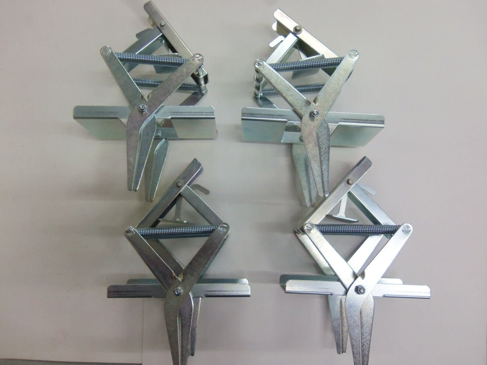 4 Wire Tek 1001 Easy Set Mole Eliminator Mole Traps Made in USA Lawn ...