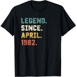 40 Years Old Gifts Legend Since April 1982 40th Birthday T-Shirt ...