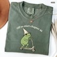 40th Birthday Frog Shirt Off to Start Chapter 40 Tee Funny Frog Scooter ...