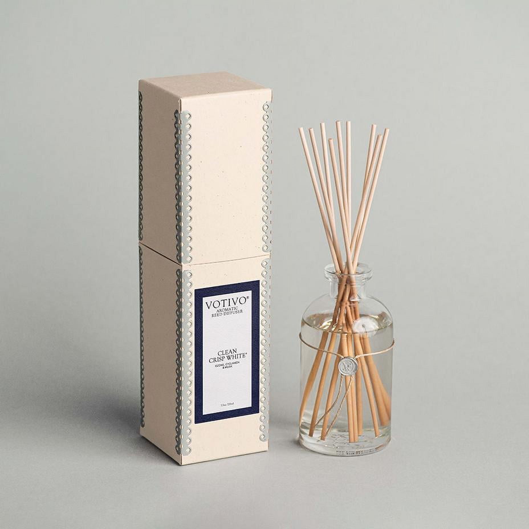 ($44 VALUE) Votivo Aromatic Reed Diffuser Clean Crisp White 7.3 fl oz ...