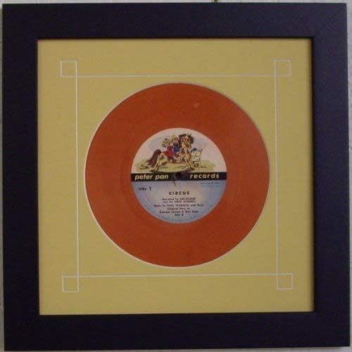 45 Single (6 7/8") Vinyl-Record Frame Featuring Yellow Mat Design and ...