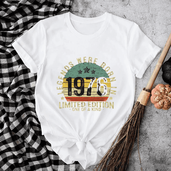 45 Years Old Birthday Legends Were Born In 1976 Vintage Unisex T-Shirt ...