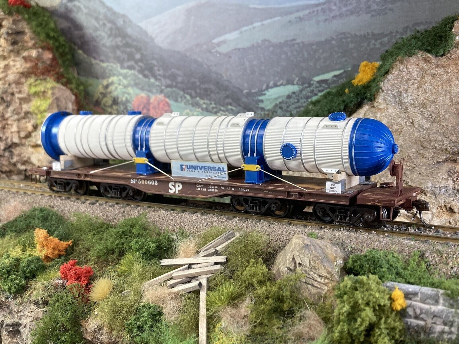 46' Pressure Vessel Railcar Load (1:32nd-Gauge 1) - Walmart.com