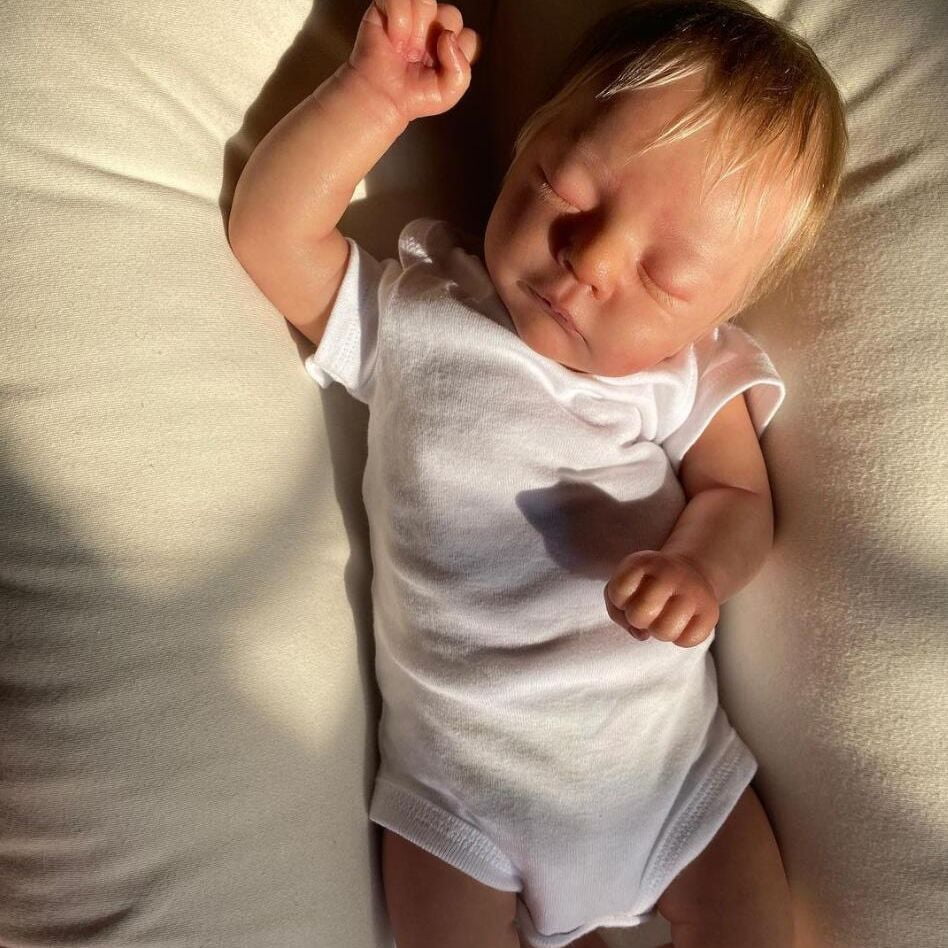 47 CM Realistic Reborn Baby Asleep Doll With Hand-Painted 3D Skin and ...